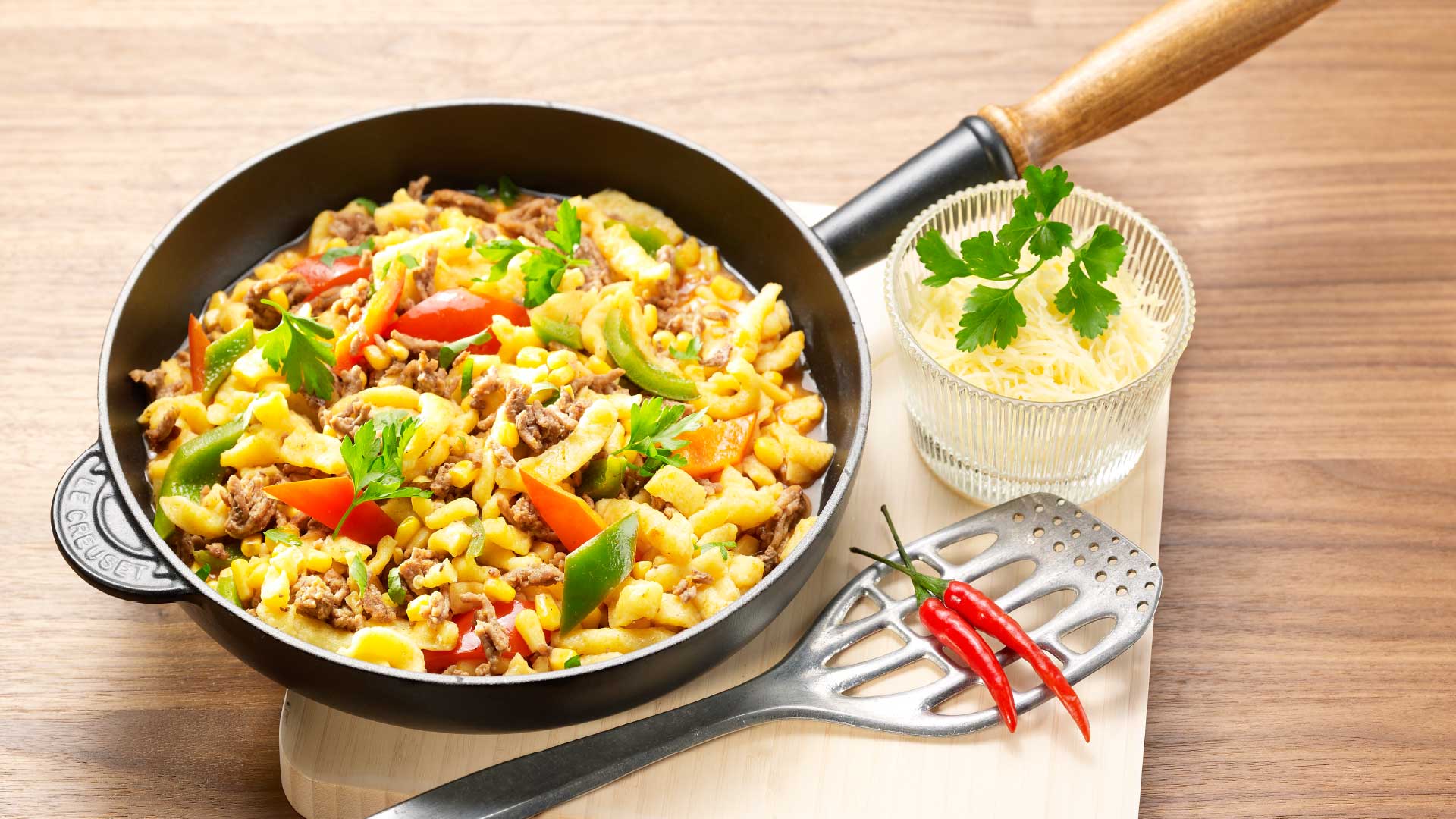 Chili con Spätzli - Emmentaler AOP Switzerland